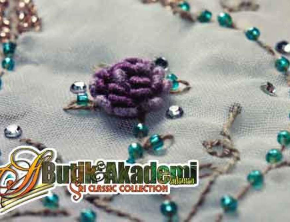 Daya Tarikan Sulaman Tangan